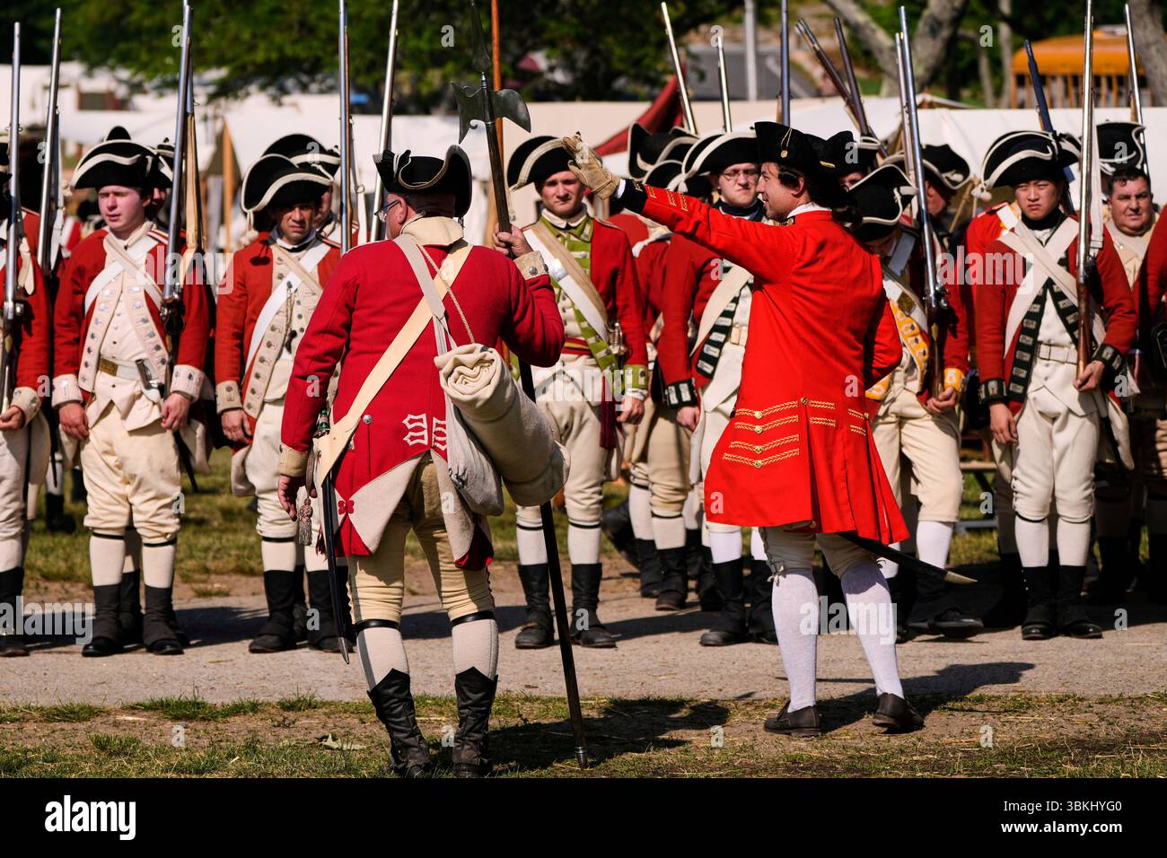 British troops prepare to face Colonial soldiers during a reenactment ...