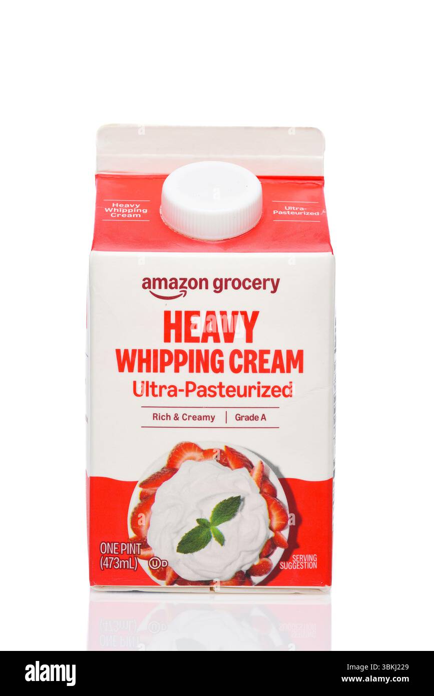 IRVINE, CALIFORNIA -20 JUNE 2025: A carton of Amazon Grocery Heavy Whipping Cream Stock Photo ...