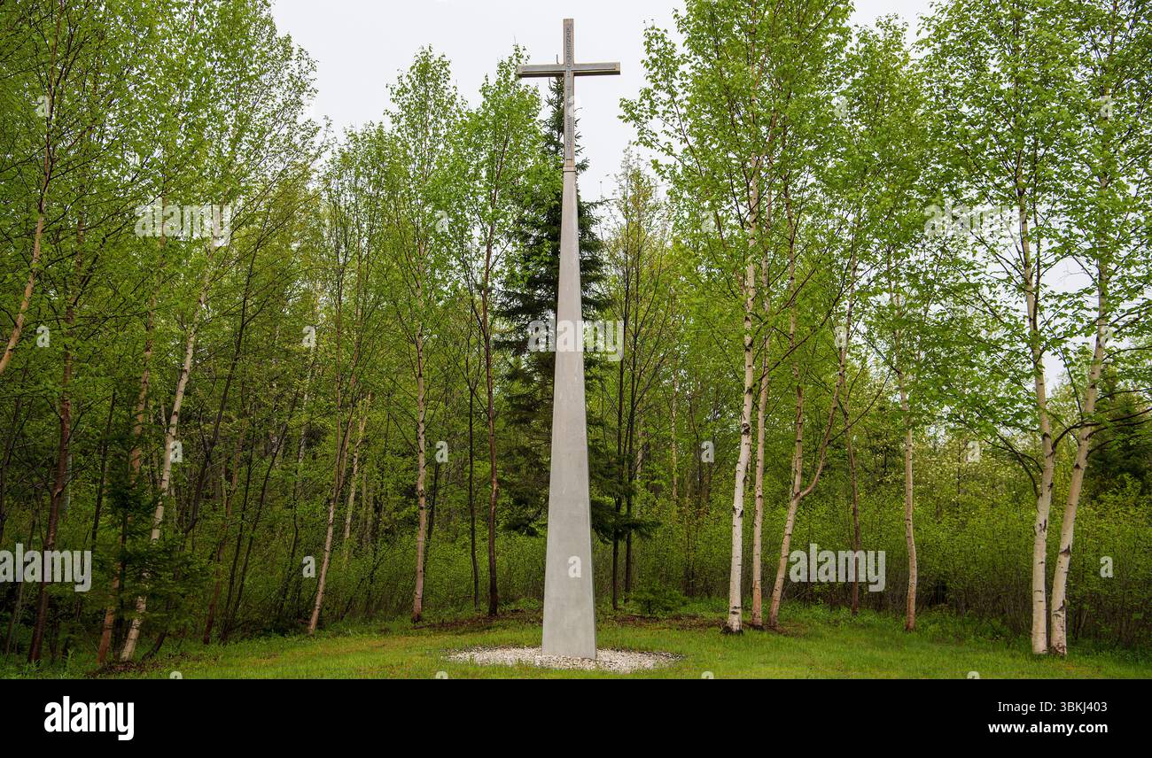 The "Cross of Sacrifice" at the Silent Witness Memorial in Gander ...