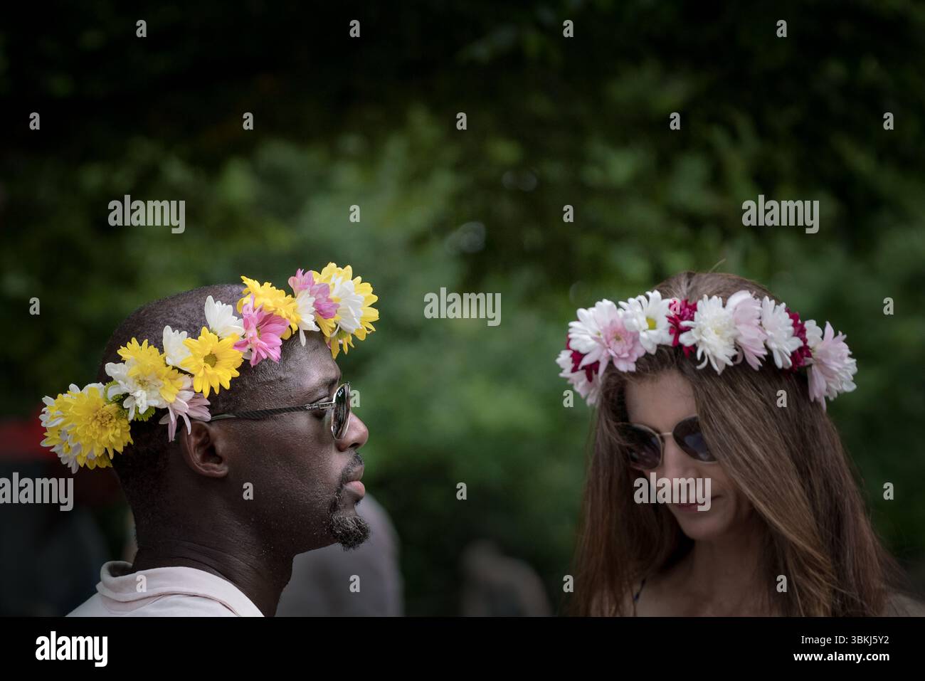 London, UK. 21st June, 2025. Swedish Midsummer is celebrated in Hyde ...