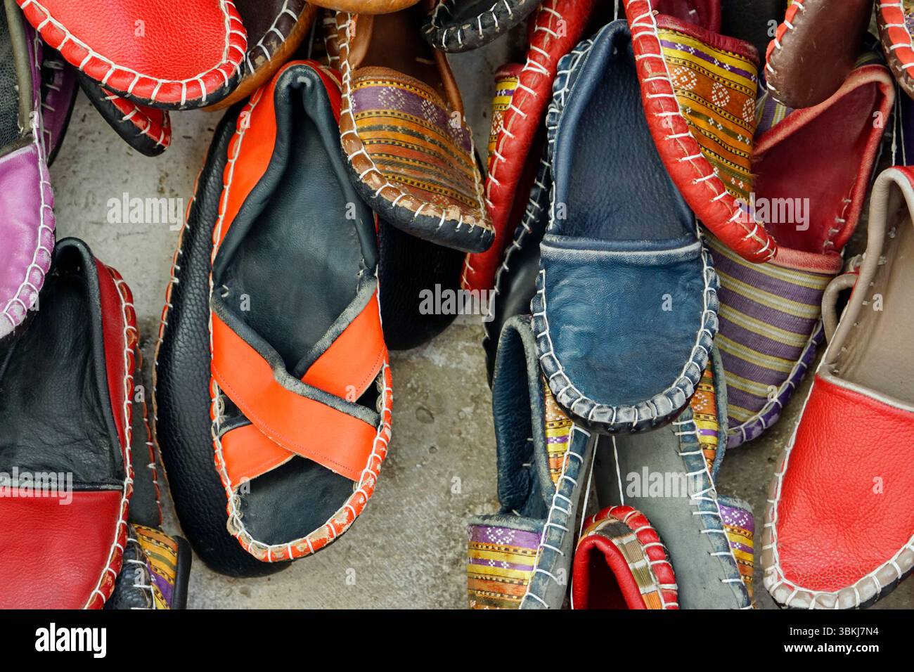 Traditional Turkish shoes displayed in street shop in istanbul Stock ...