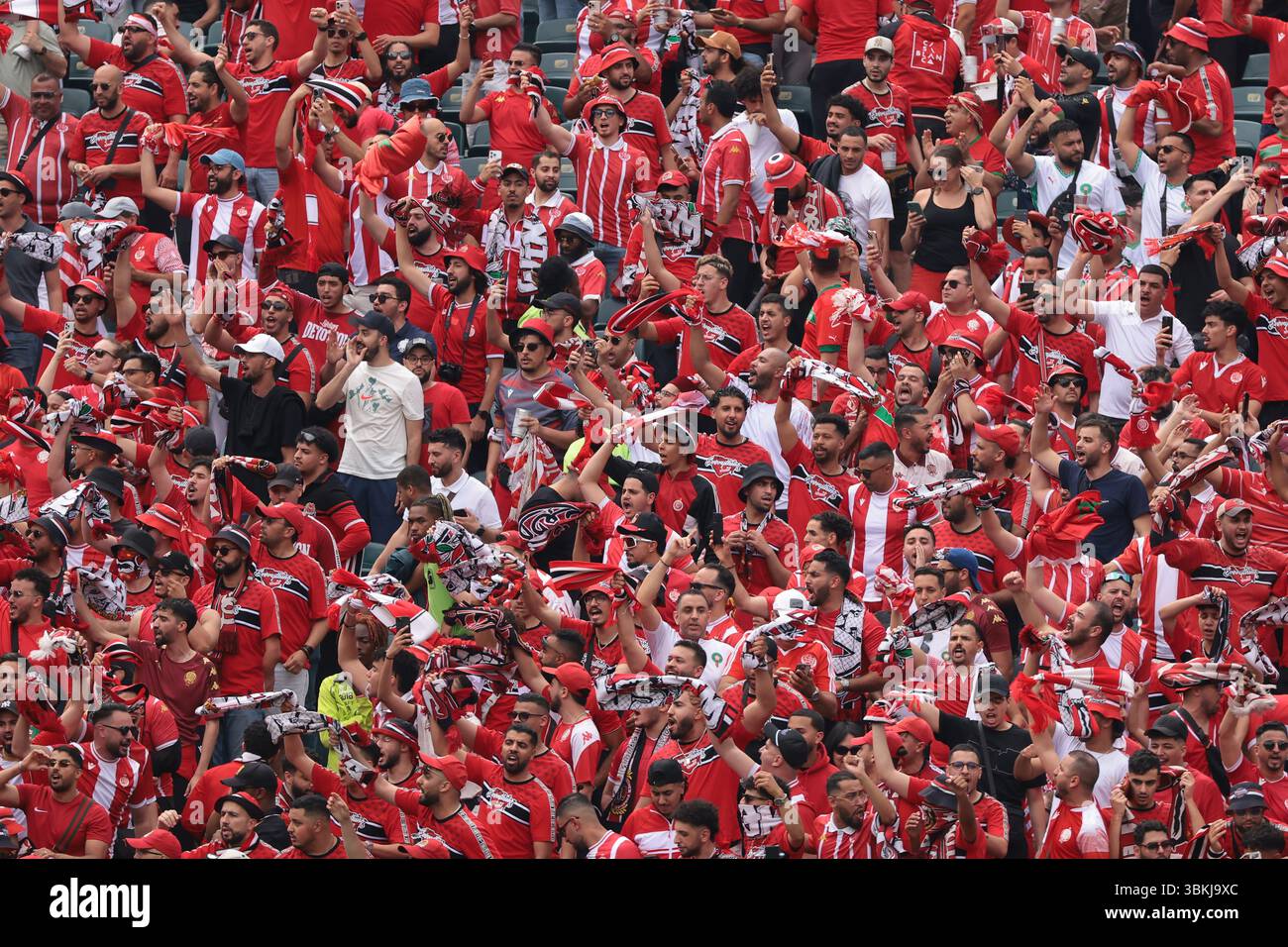 Philadelphia, USA. 18th June, 2025. Wydad AC fans cheer on their team ...