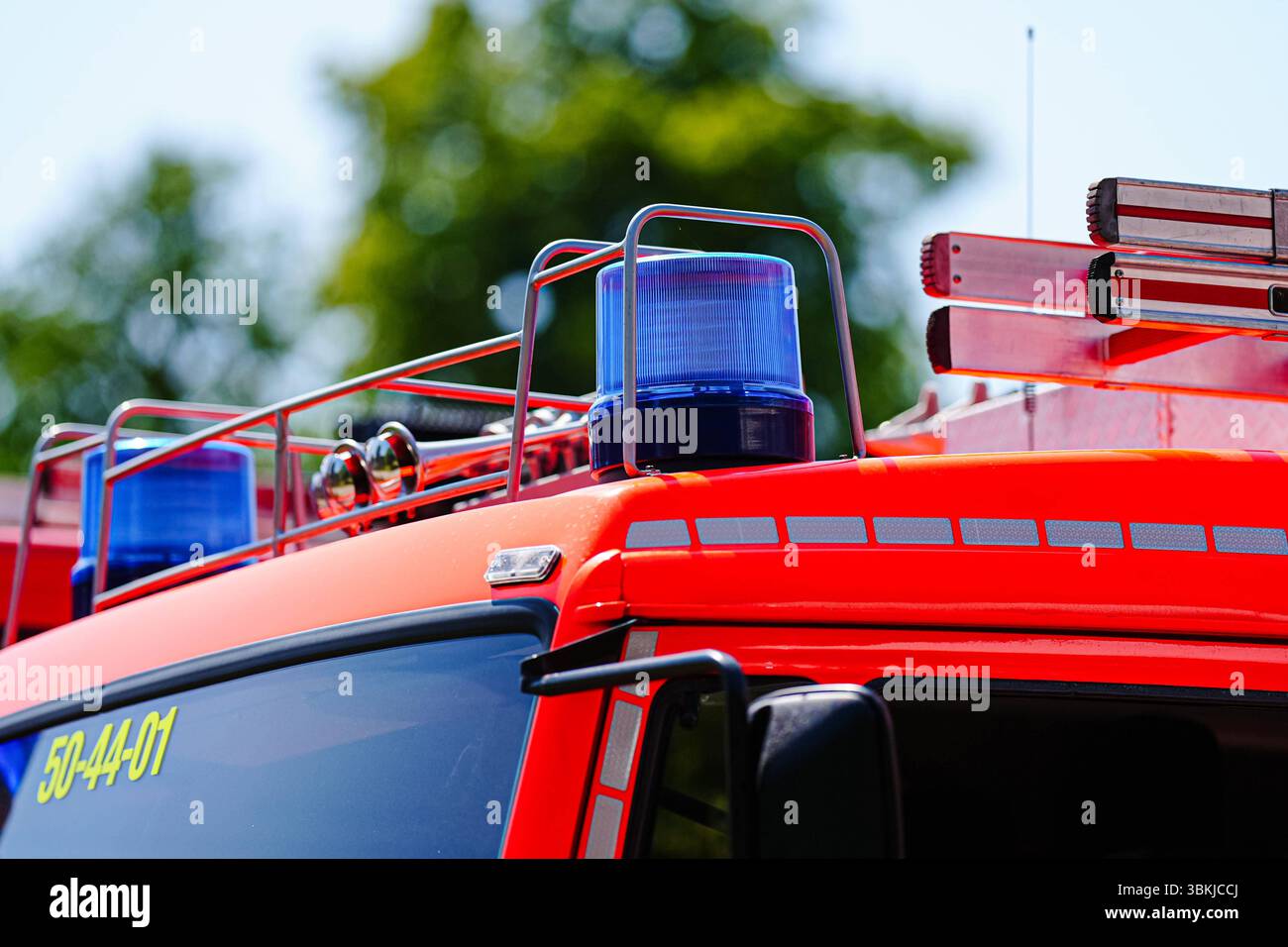 Jersbek Themenfoto: Feuerwehr, 21.06.2025 Blaulicht mit Signalanlage ...
