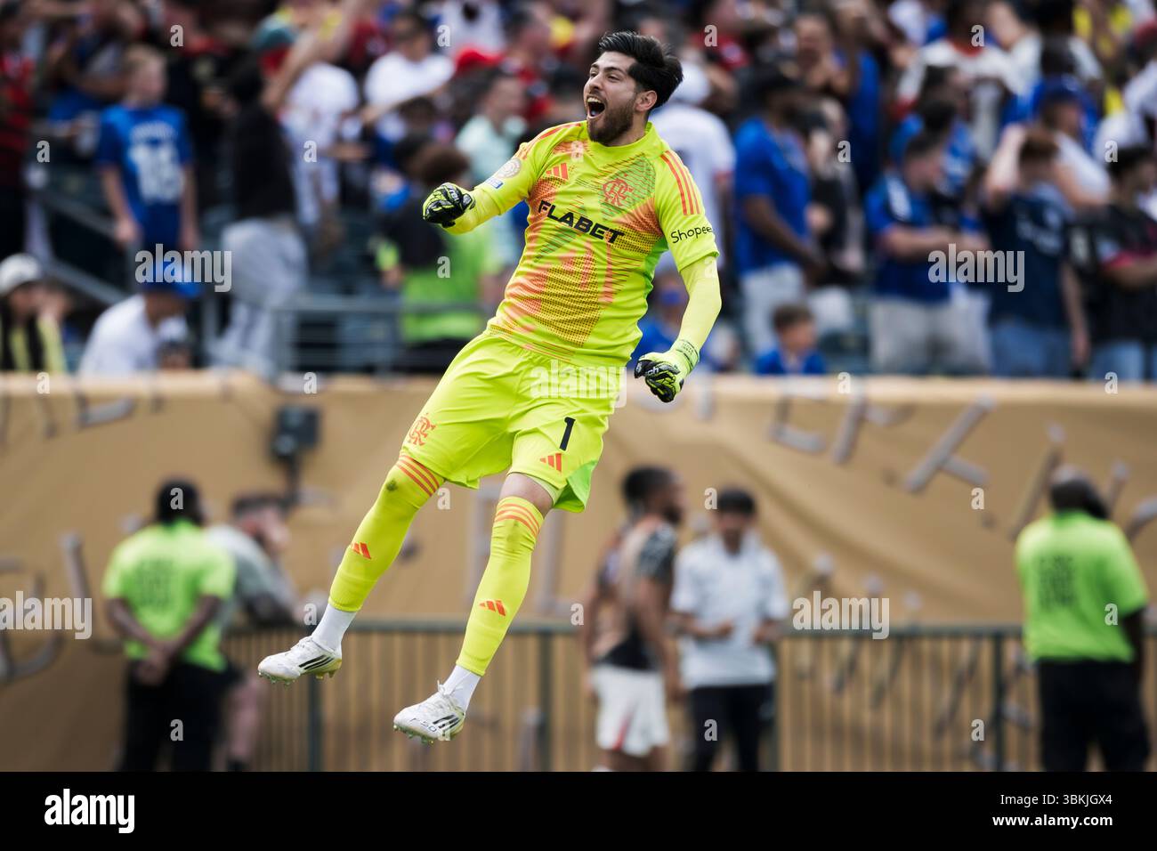 Agustin Rossi of CR Flamengo celebrates during the FIFA Club World Cup ...