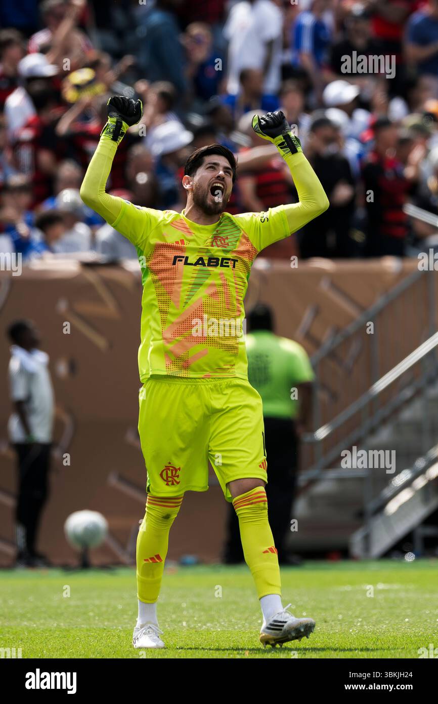 Agustin Rossi of CR Flamengo celebrates during the FIFA Club World Cup ...