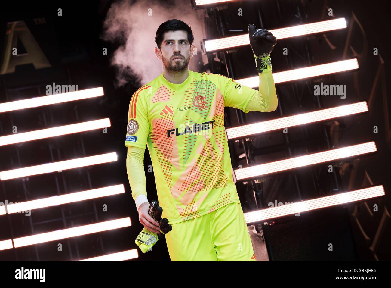 Agustin Rossi of CR Flamengo enters the field of play prior to the FIFA ...