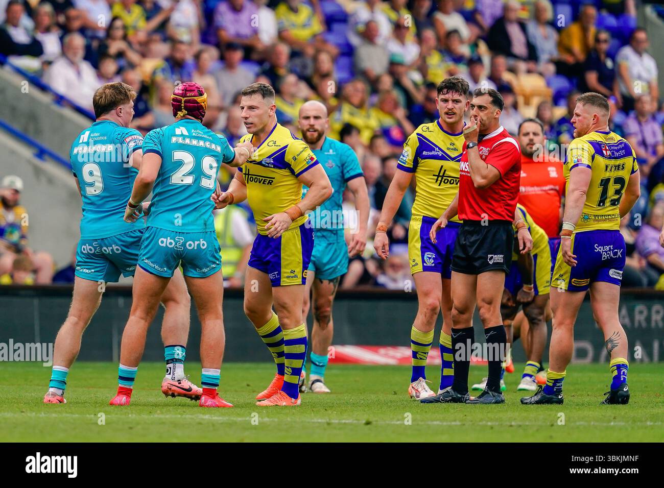 WARRINGTON, ENGLAND - JUNE 21: George Williams of Warrington Wolves and ...