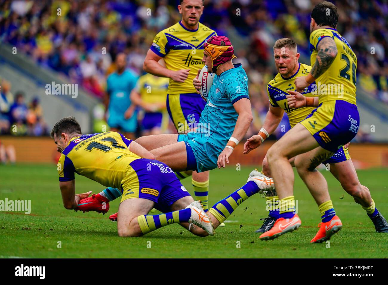 WARRINGTON, ENGLAND - JUNE 21: George Flanagan of Huddersfield Giants ...