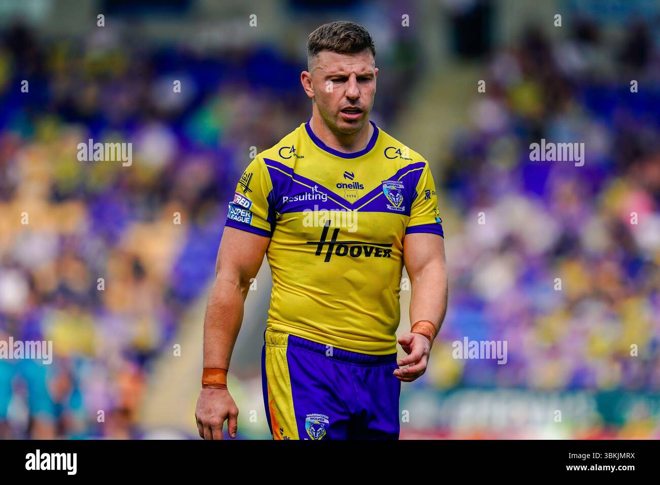 WARRINGTON, ENGLAND - JUNE 21: George Williams of Warrington Wolves ...