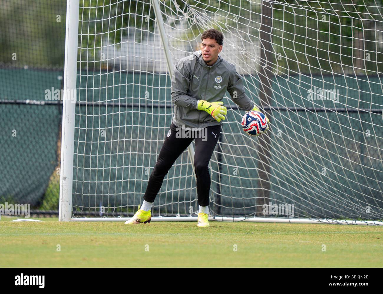 Boca Raton, Vereinigte Staaten. 21st June, 2025. Ederson (Manchester ...