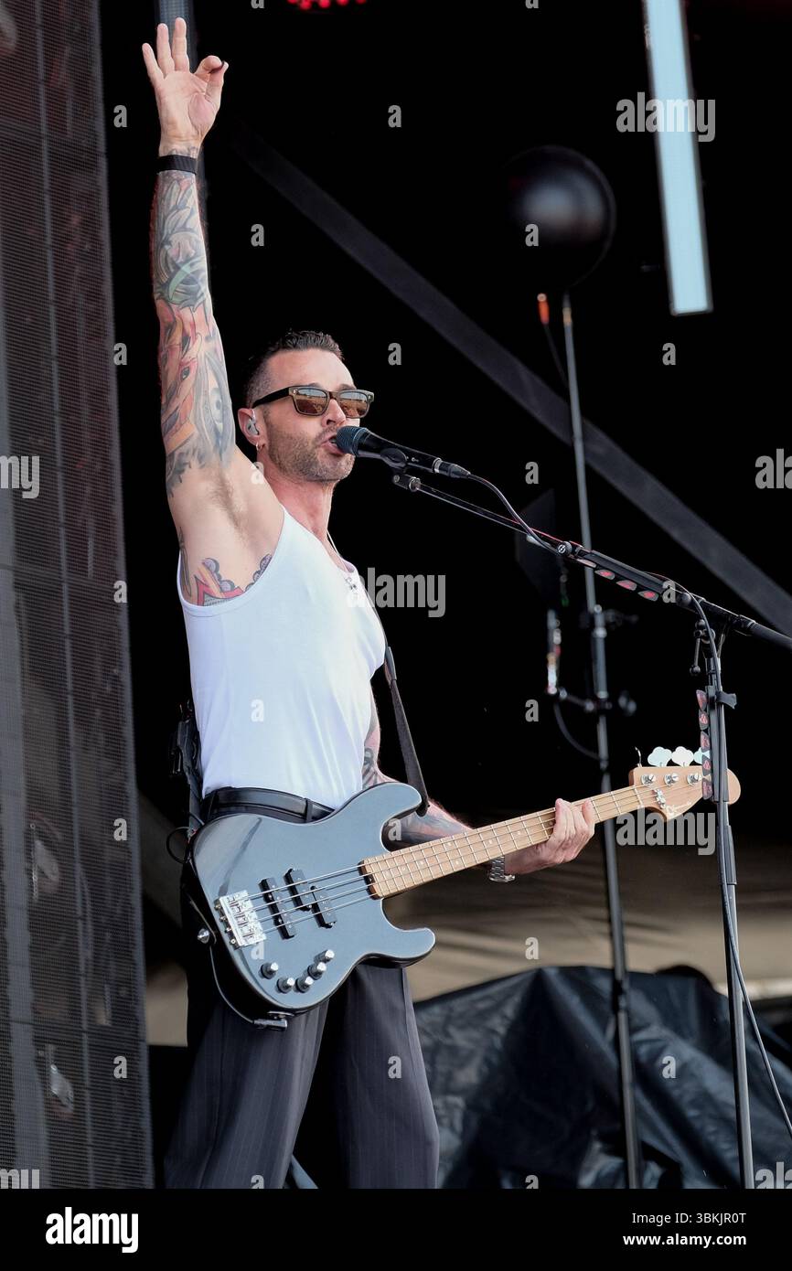 Matt Willis, co-founder, bassist and co-vocalist of the pop-punk ...