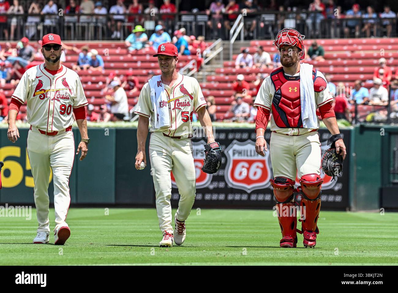ST. LOUIS, MO - JUN 21: St. Louis Cardinals pitcher Sonny Gray (54 ...