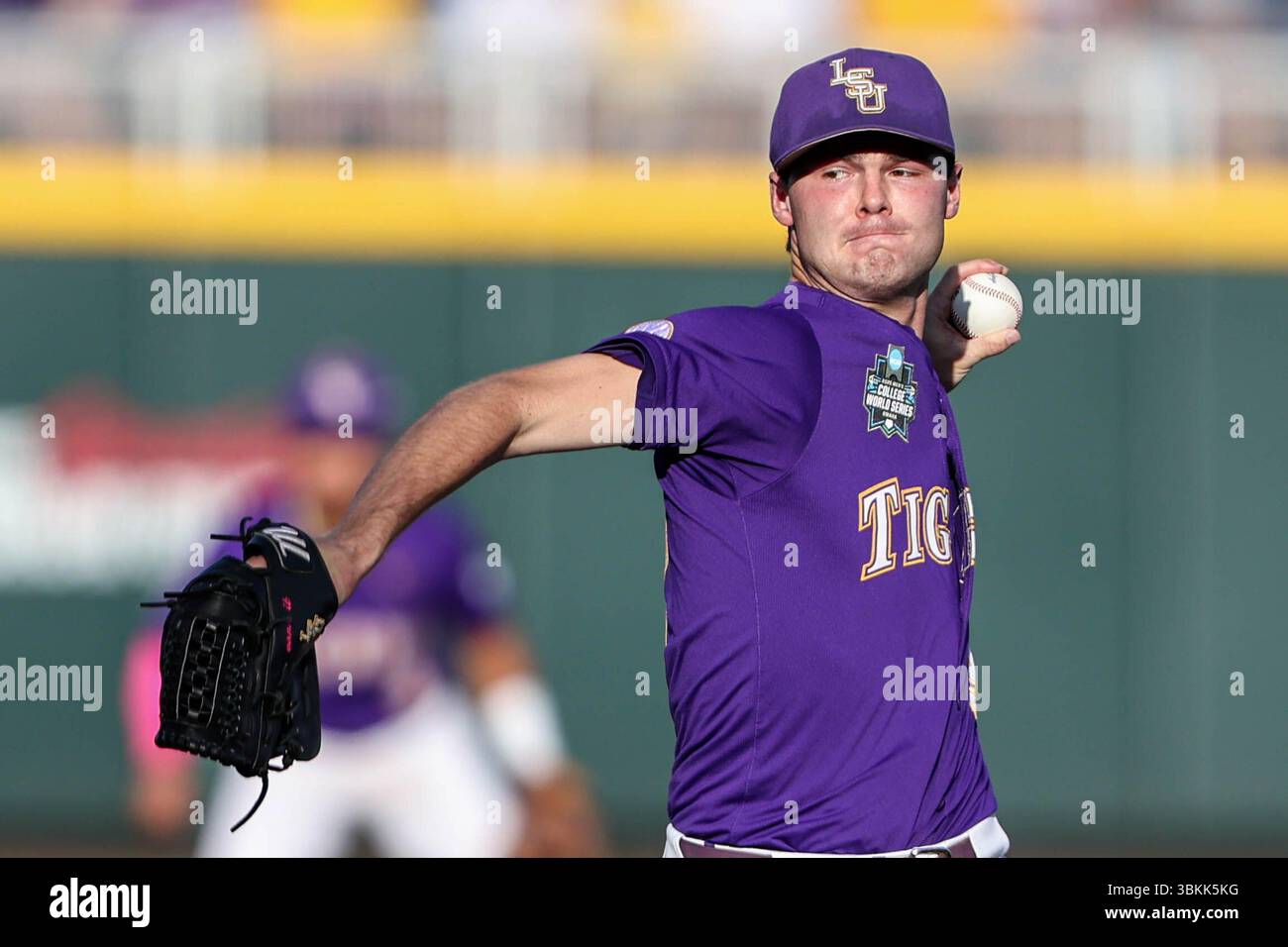 June 21, 2025: LSU starting pitcher Kade Anderson (32) delivers a pitch ...