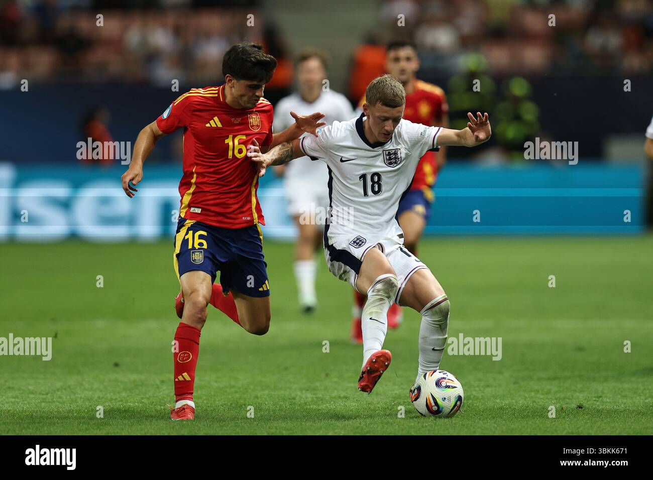 Jay Stansfield (England U21)Juanlu Sanchez (Spain U21) during the UEFA ...