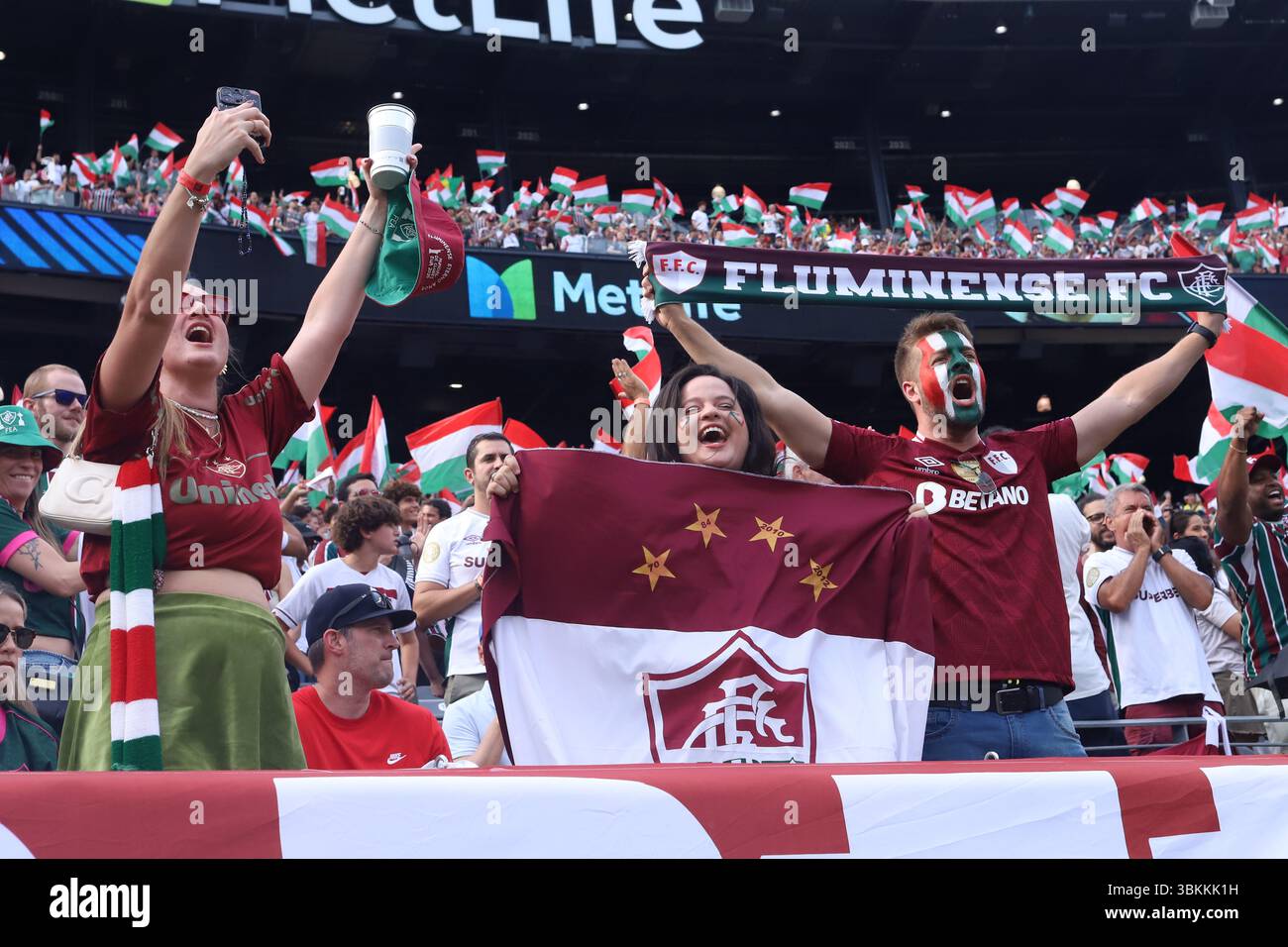 East Rutherford, United States. 21st June, 2025. Fluminense FC fans ...
