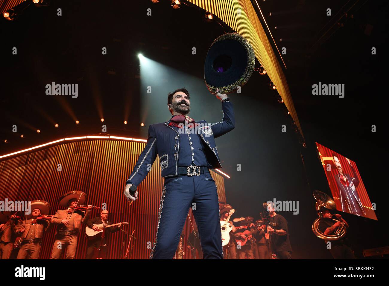 MIAMI, FL - JUNE 21: Alejandro Fernandez performs during Alejandro ...