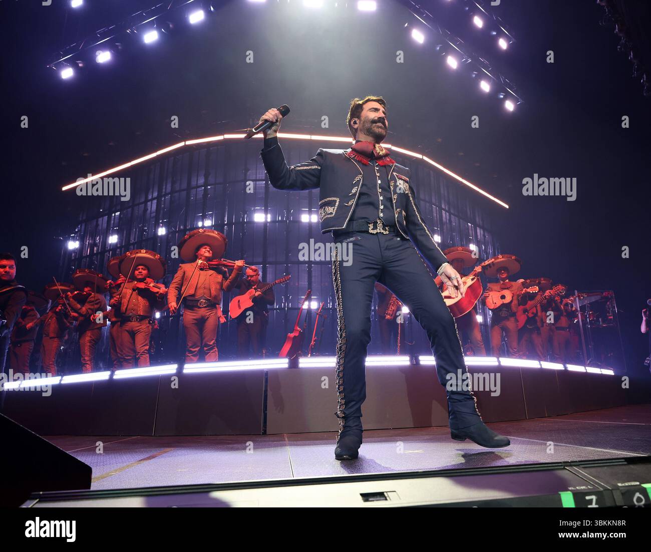 MIAMI, FL - JUNE 21: Alejandro Fernandez performs during Alejandro ...