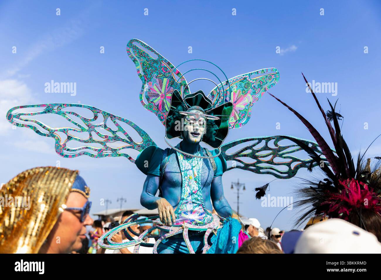 New York City, New York, USA. 21st June, 2025. A costumed marcher is ...