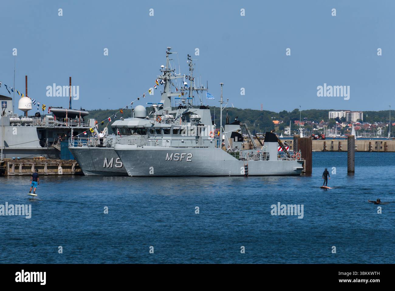 Kiel, Germany. 21st June, 2025. Military transporter MFS2, a Danish ...