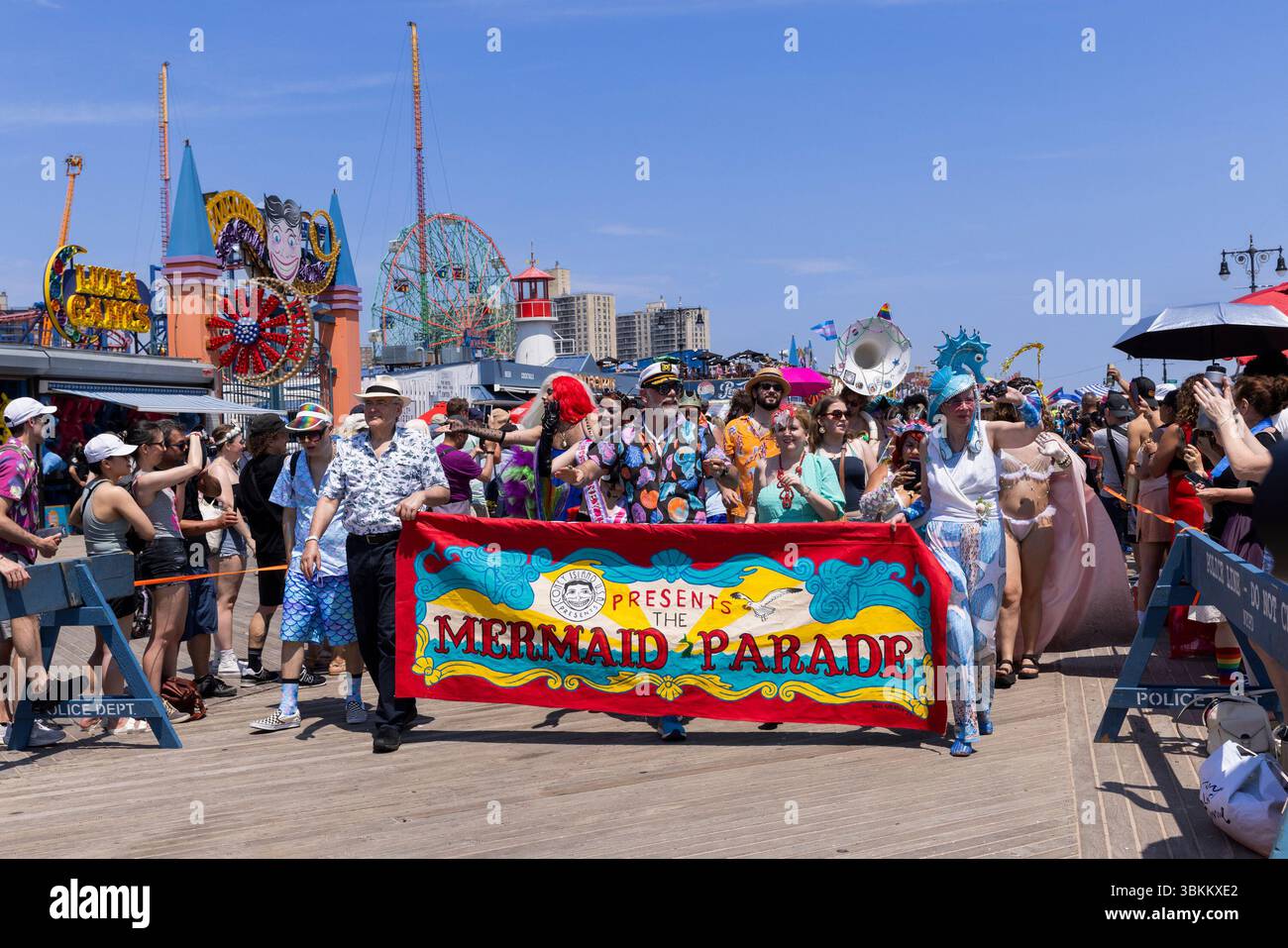 New York, USA. 21st June, 2025. People participate in the Coney Island ...