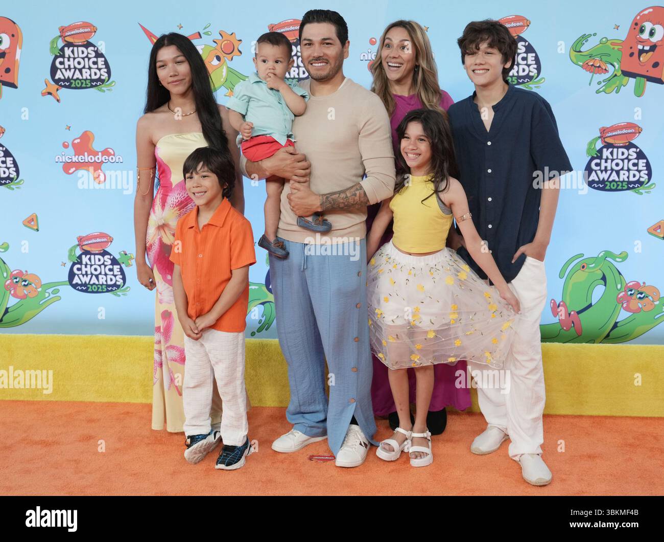 Los Angeles, USA. 21st June, 2025. (L-R) Familia Diamond - Txunamy ...