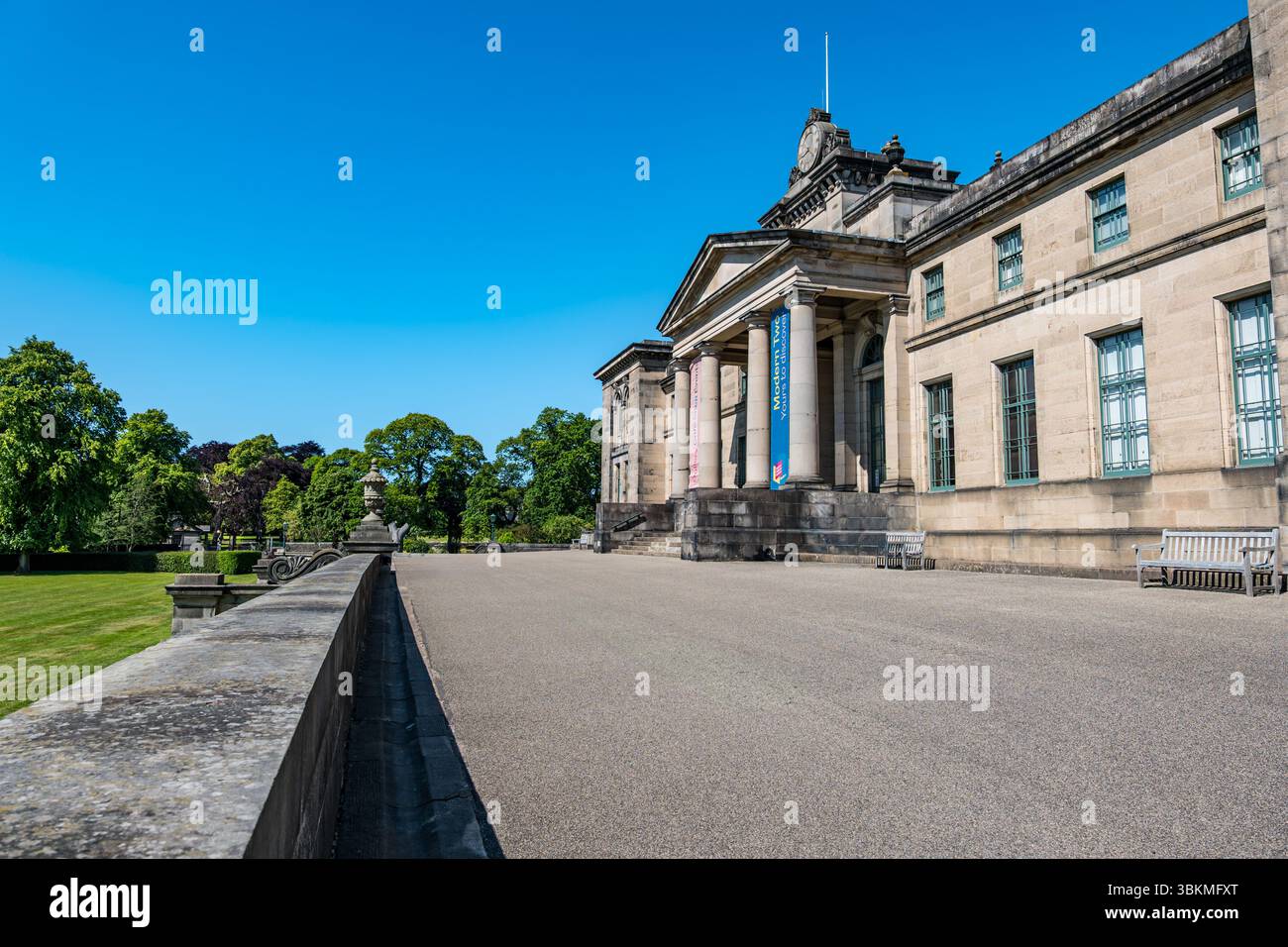 Exterior of grand building, National Galleries of Scotland Modern Two ...