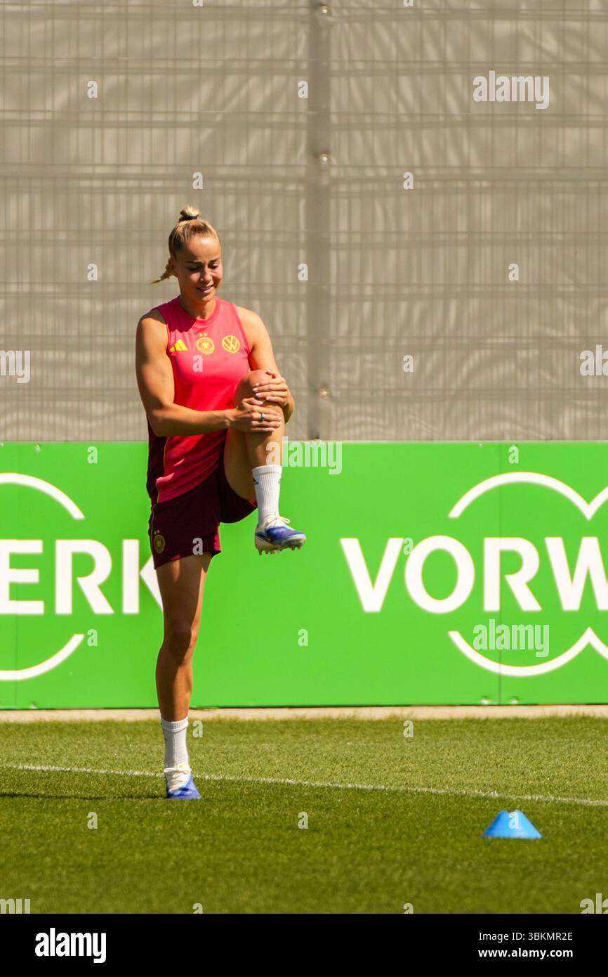 Herzogenaurach, Deutschland. 22nd June, 2025. Giulia Gwinn (Deutschland ...