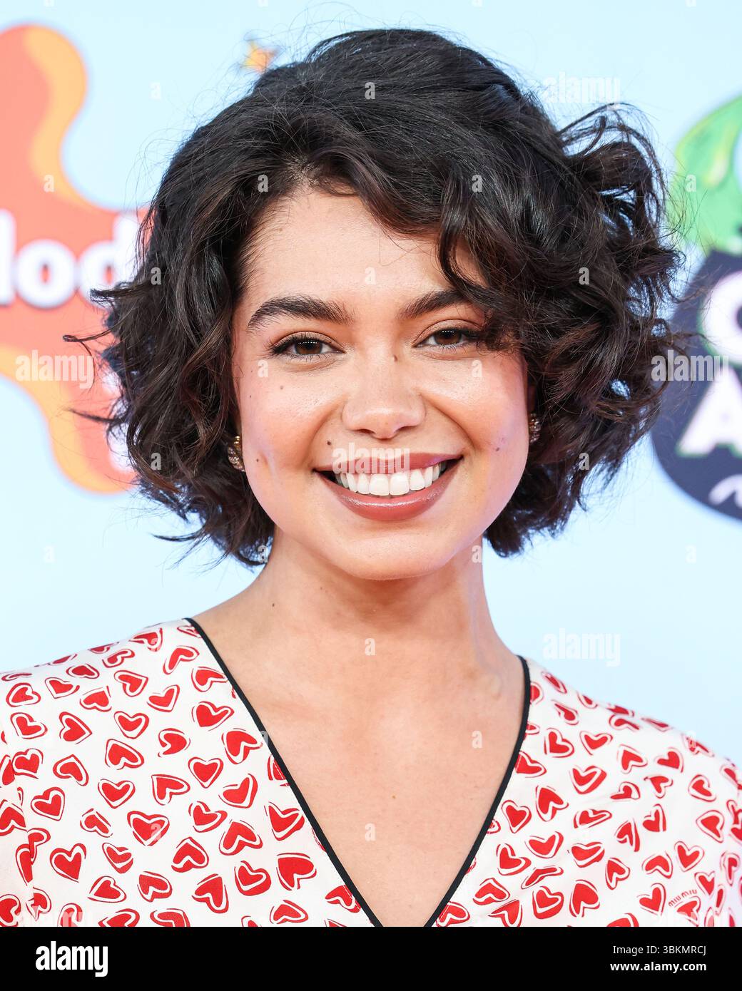 SANTA MONICA, LOS ANGELES, CALIFORNIA, USA - JUNE 21: American actress ...