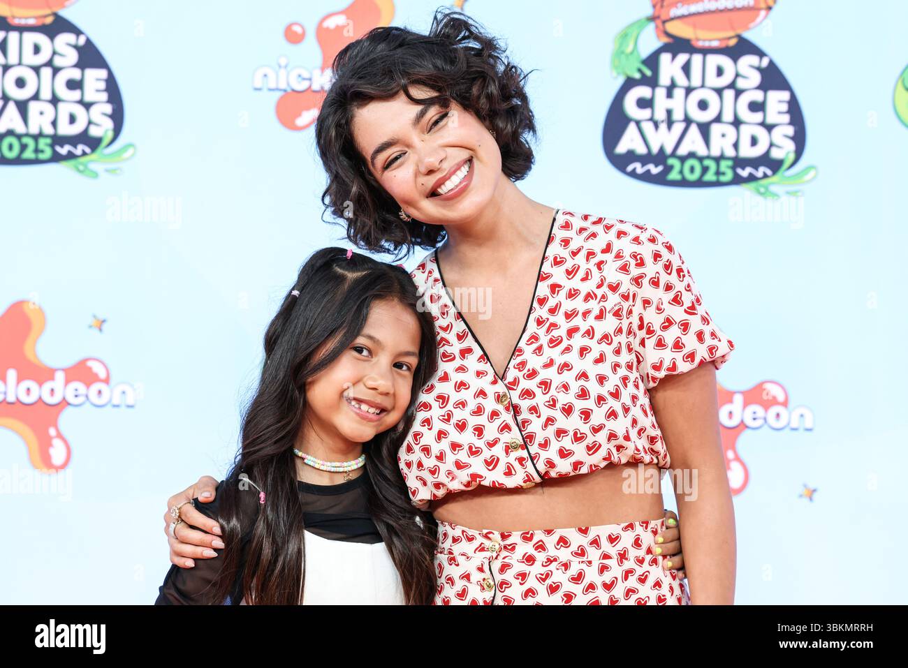 SANTA MONICA, LOS ANGELES, CALIFORNIA, USA - JUNE 21: Hawaiian child ...