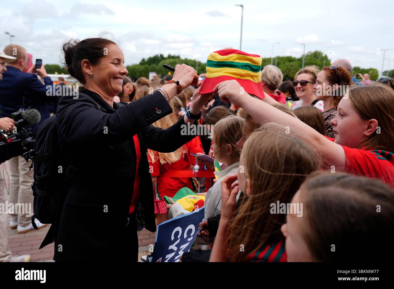June wilkinson hi-res stock photography and images - Alamy