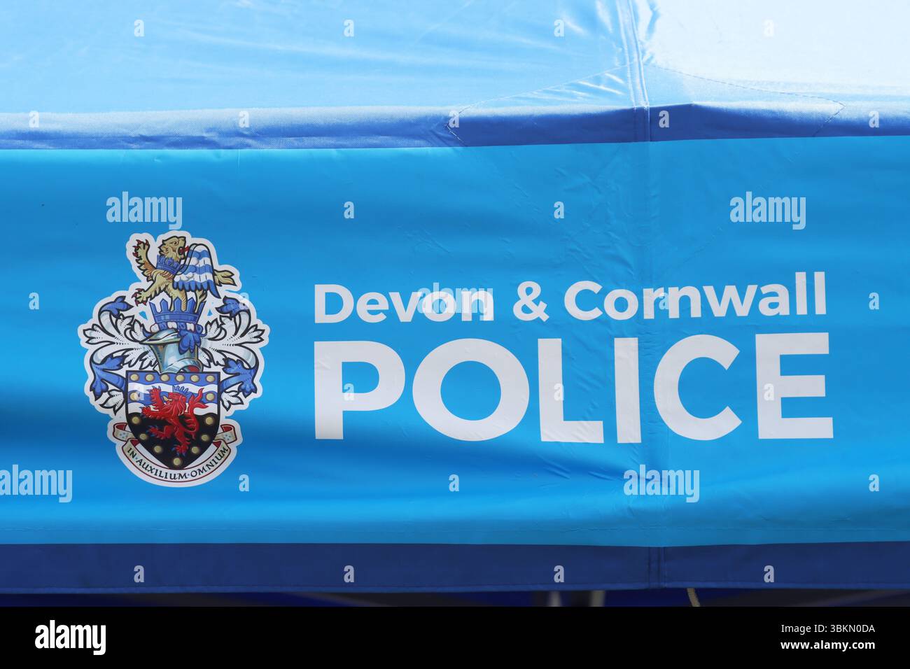 Uk british police signage hi-res stock photography and images - Alamy