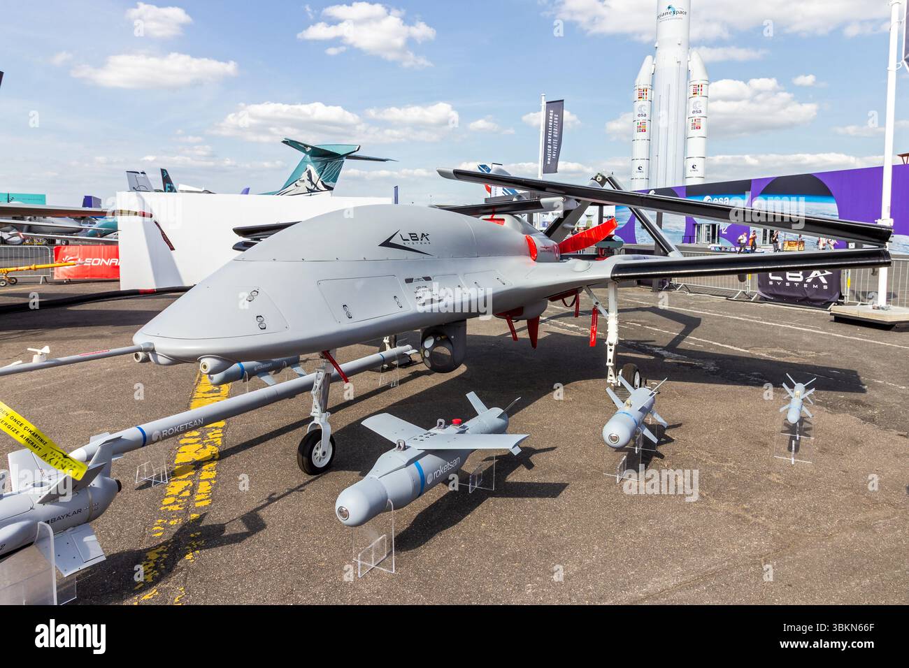 Baykar Bayraktar TB2 medium-altitude long-endurance (MALE) unmanned ...