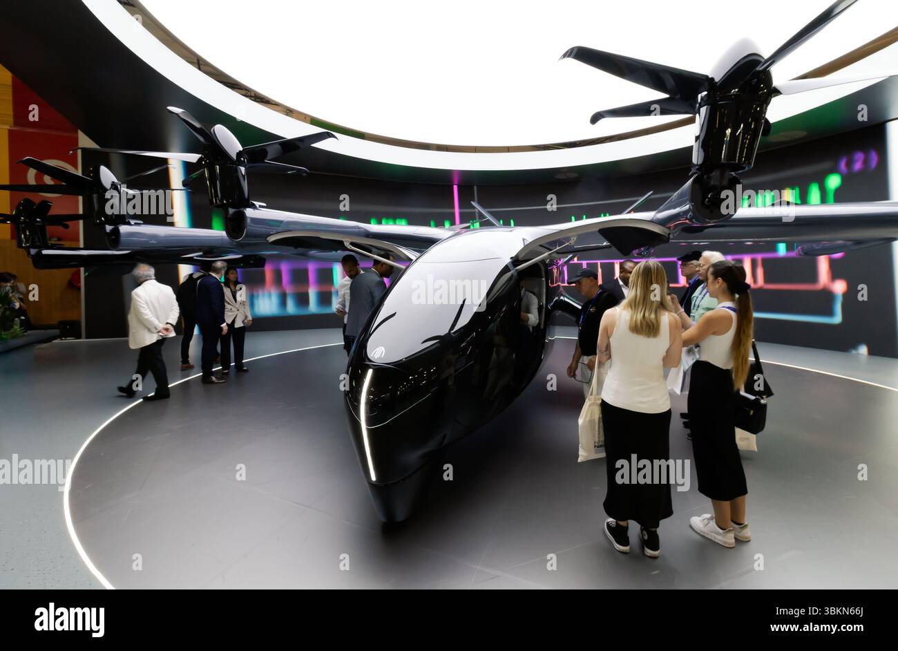 Archer Aviation Midnight electric air taxi eVTOL on display at the ...