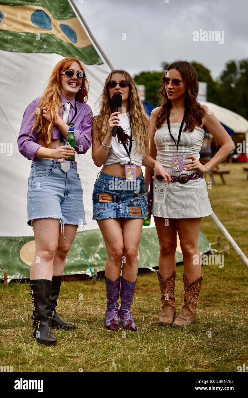 Isle of Wight festival, UK, 22 Jun 2025, UK 2025 Eurovision pop ...