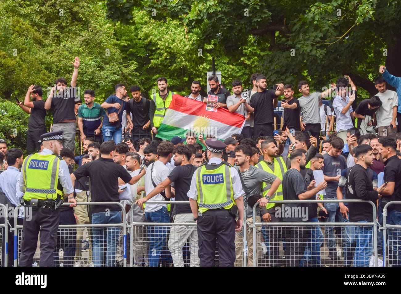 London, UK. 22nd June 2025. Members of the Kurdish community gather ...