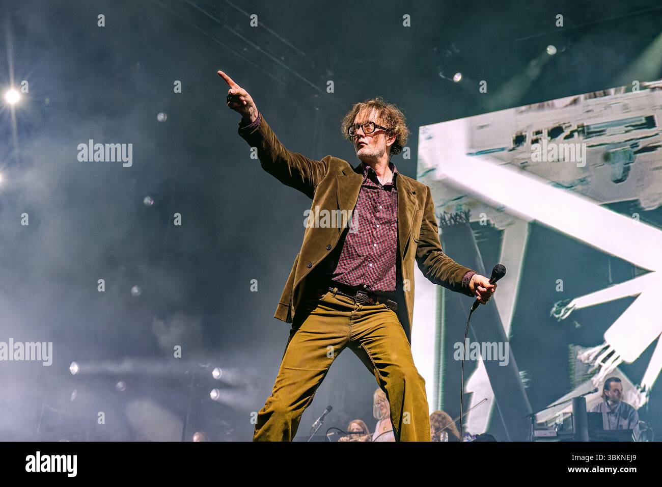 Pulp manchester 2025 hi-res stock photography and images - Alamy