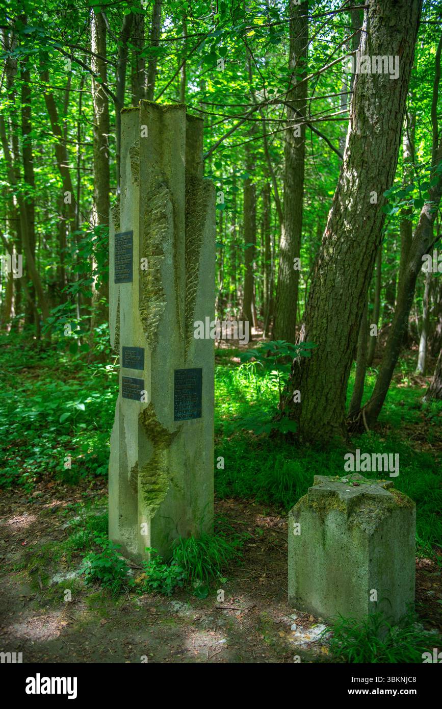 Jewish memorial in kz hi-res stock photography and images - Alamy