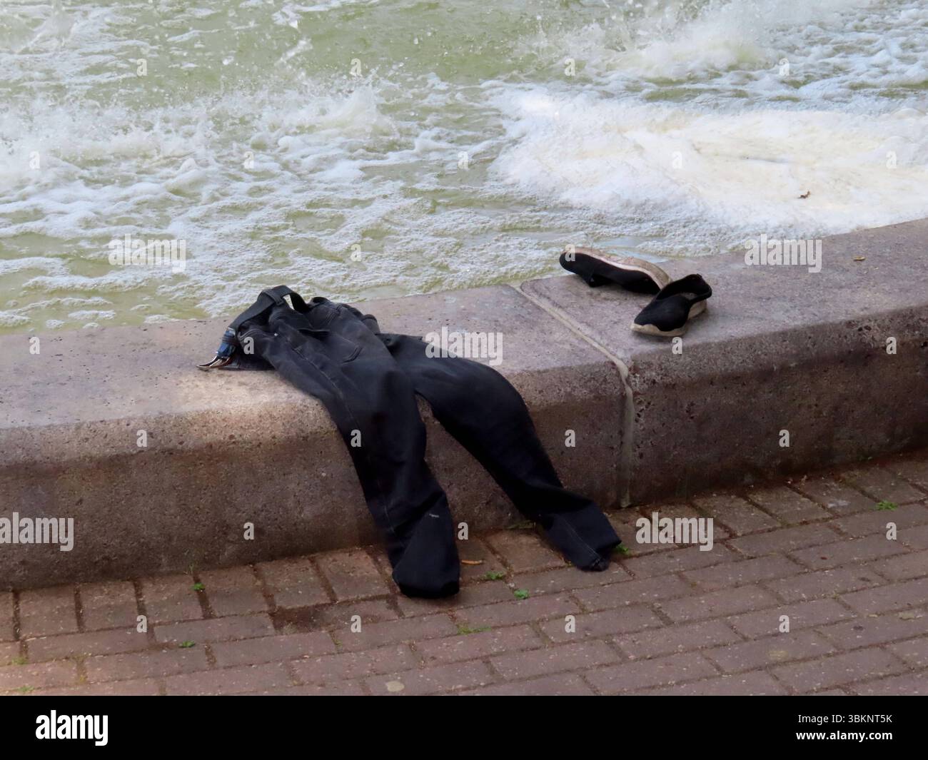 Verborgen fountain hi-res stock photography and images - Alamy