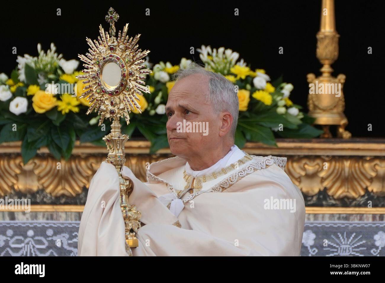 Pope Leo XIV hoists a monstrance outside the St. Mary Major Basilica ...