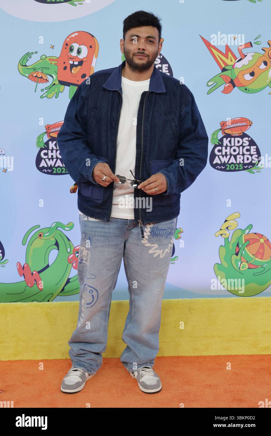 Zaiyd Patni attends the 2025 Nickelodeon Kids' Choice Awards at Barker ...