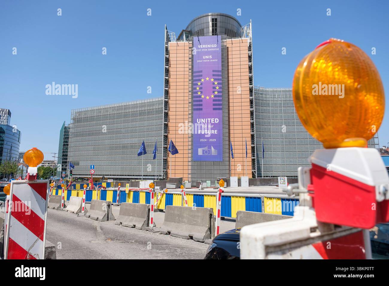Réaménagement et travaux du rond-point Schuman | Redevelopment and ...
