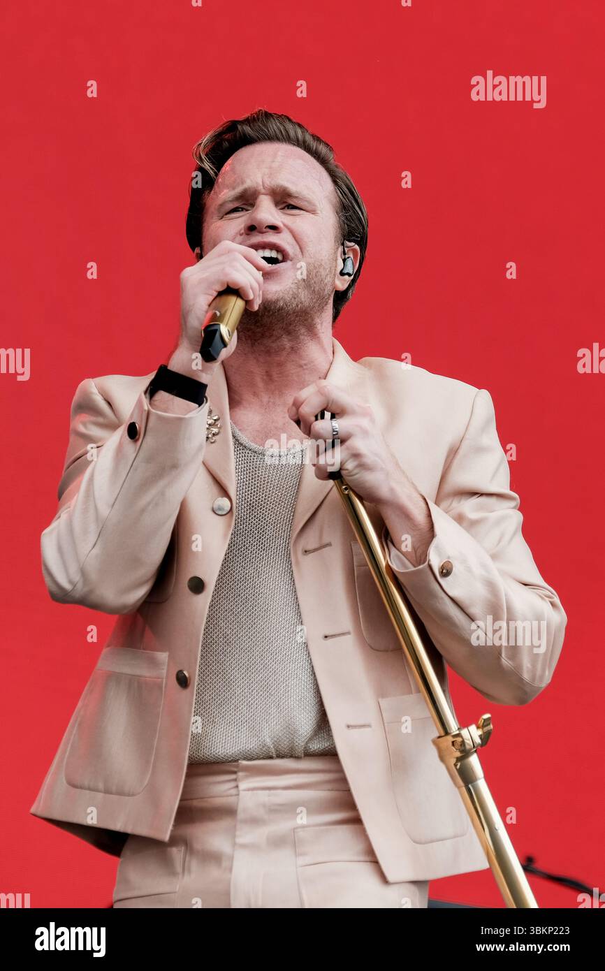 Newport, UK. 22nd June, 2025. English singer, songwriter, and ...