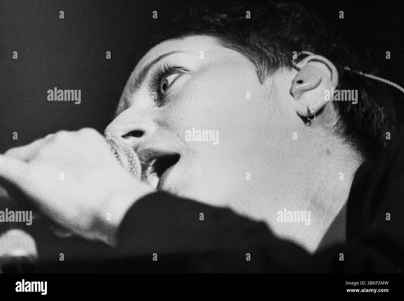 Cocteau twins band hi-res stock photography and images - Alamy