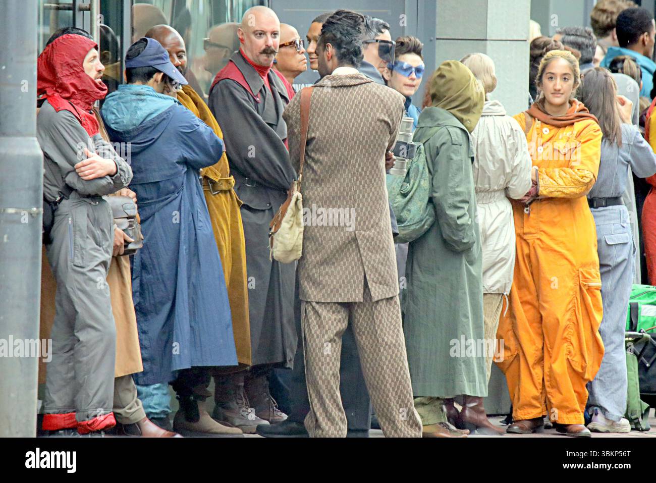 Jenna ortega ghostwriter hi-res stock photography and images - Alamy