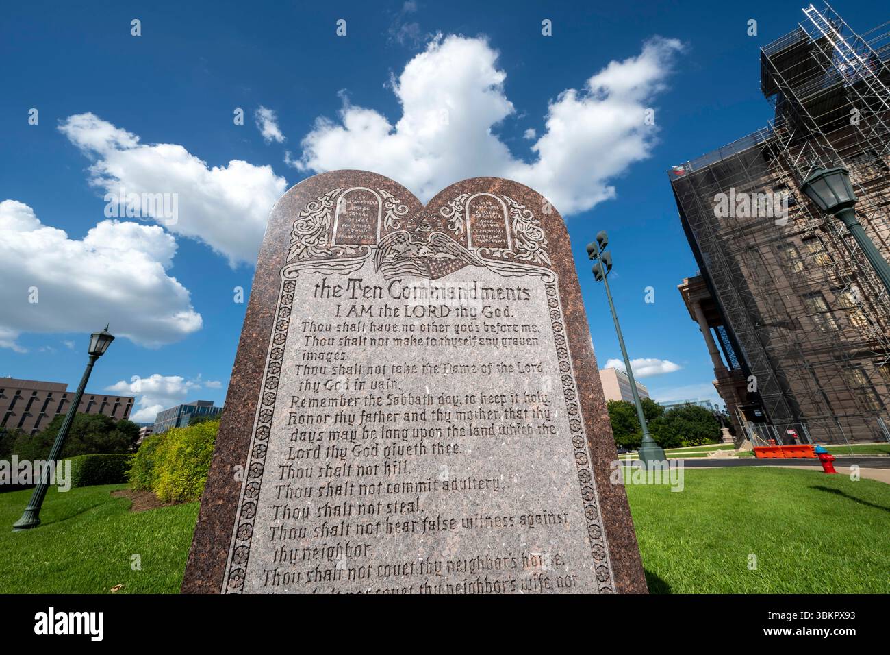 Ten commandments on granite monument hi-res stock photography and ...