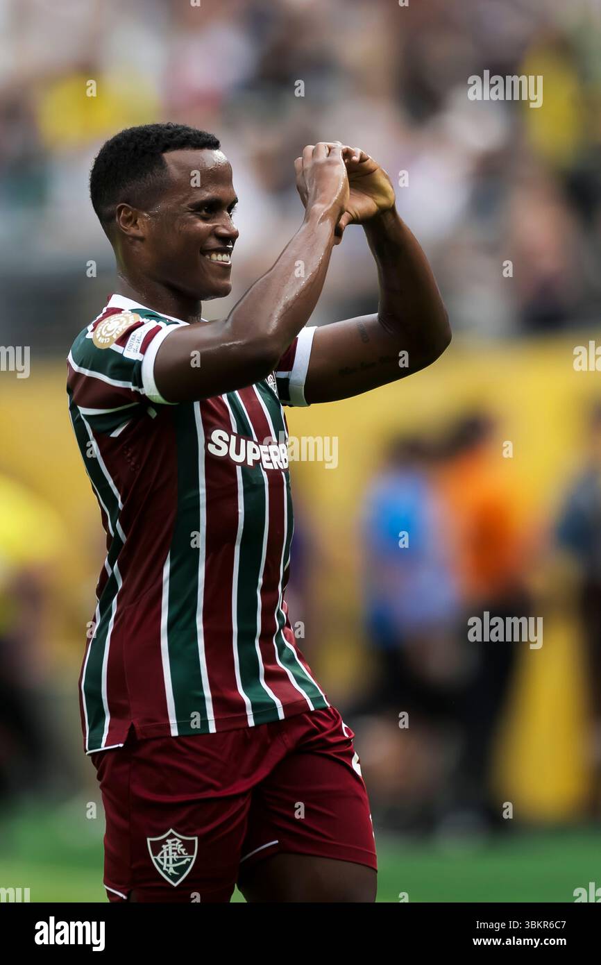 Jhon Arias of Fluminense FC celebrates after scoring a goal from a free ...