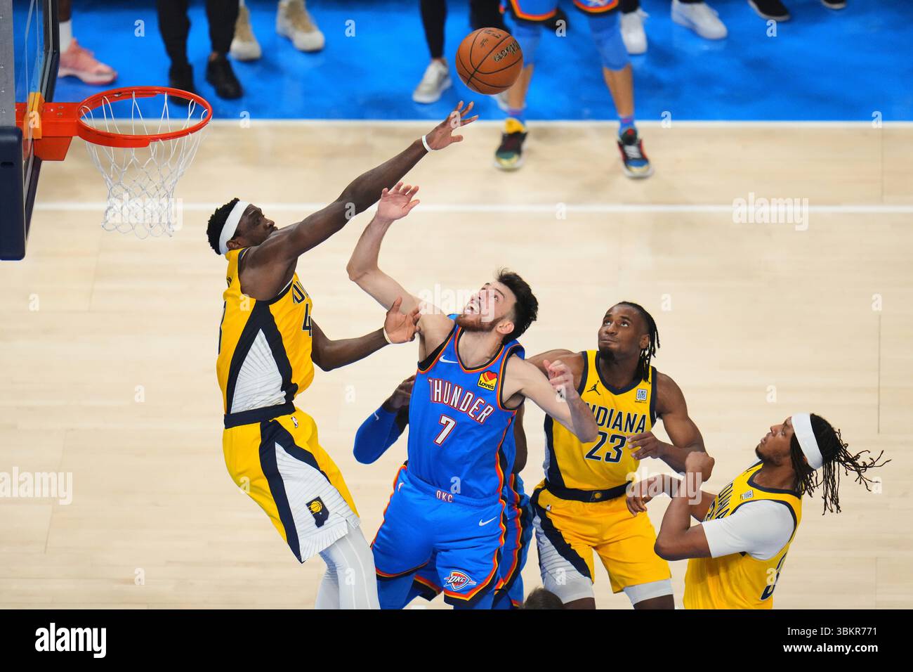 Indiana Pacers forward Pascal Siakam (43) blocks a shot by Indiana ...