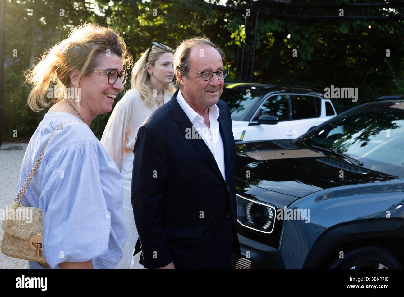 Paris, France. 23rd June, 2025. François Hollande and Julie Gayet ...