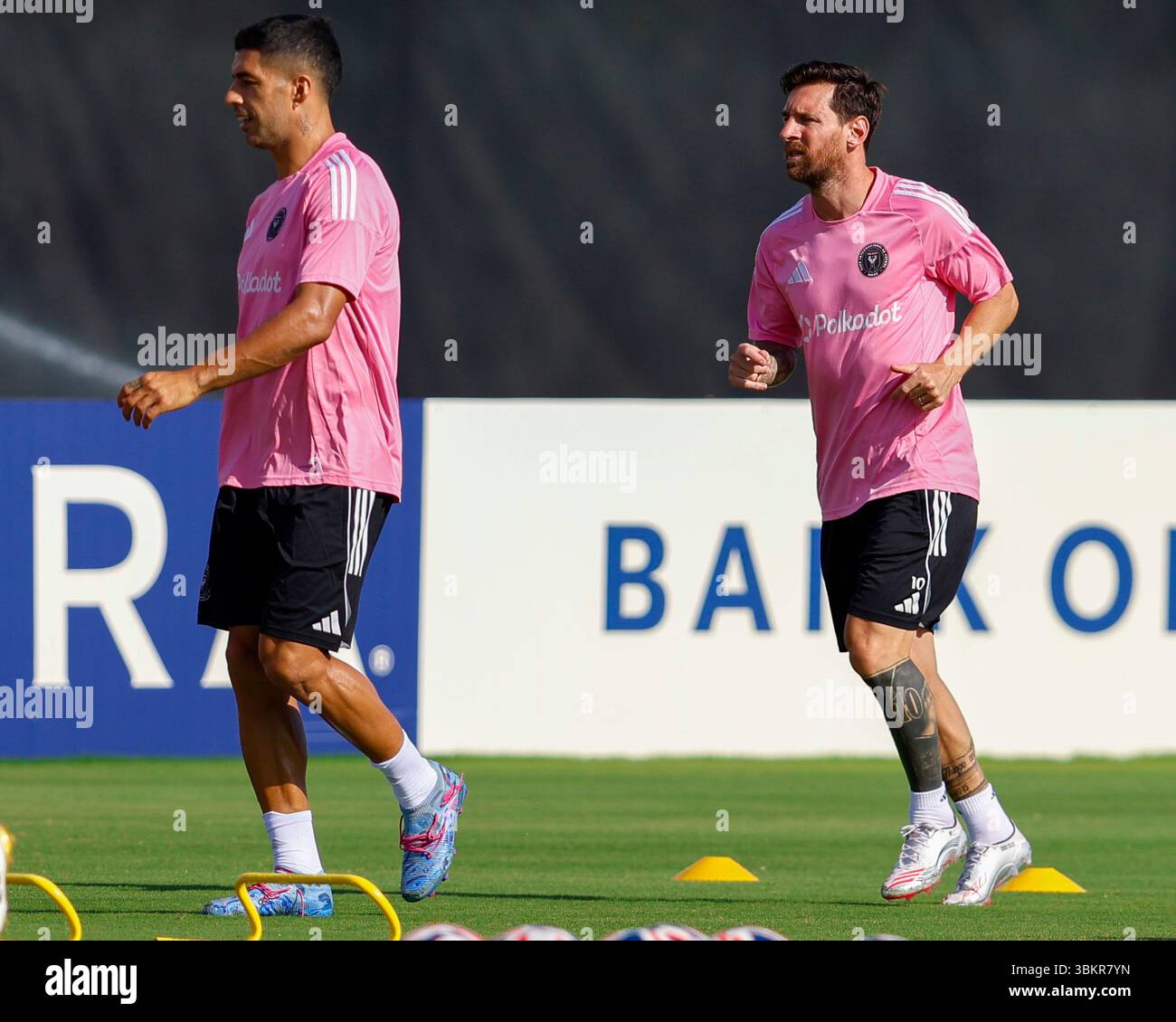FORT LAUDERDALE, FL - JUNE 22: Lionel Messi (10) of Inter Miami CF and ...