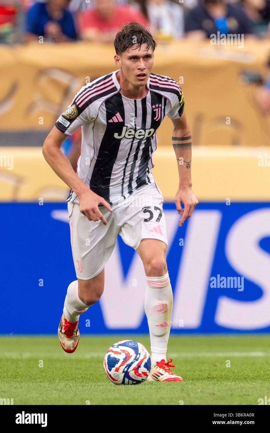 Juventus' Nicolo Savona in action during the Club World Cup Group G ...